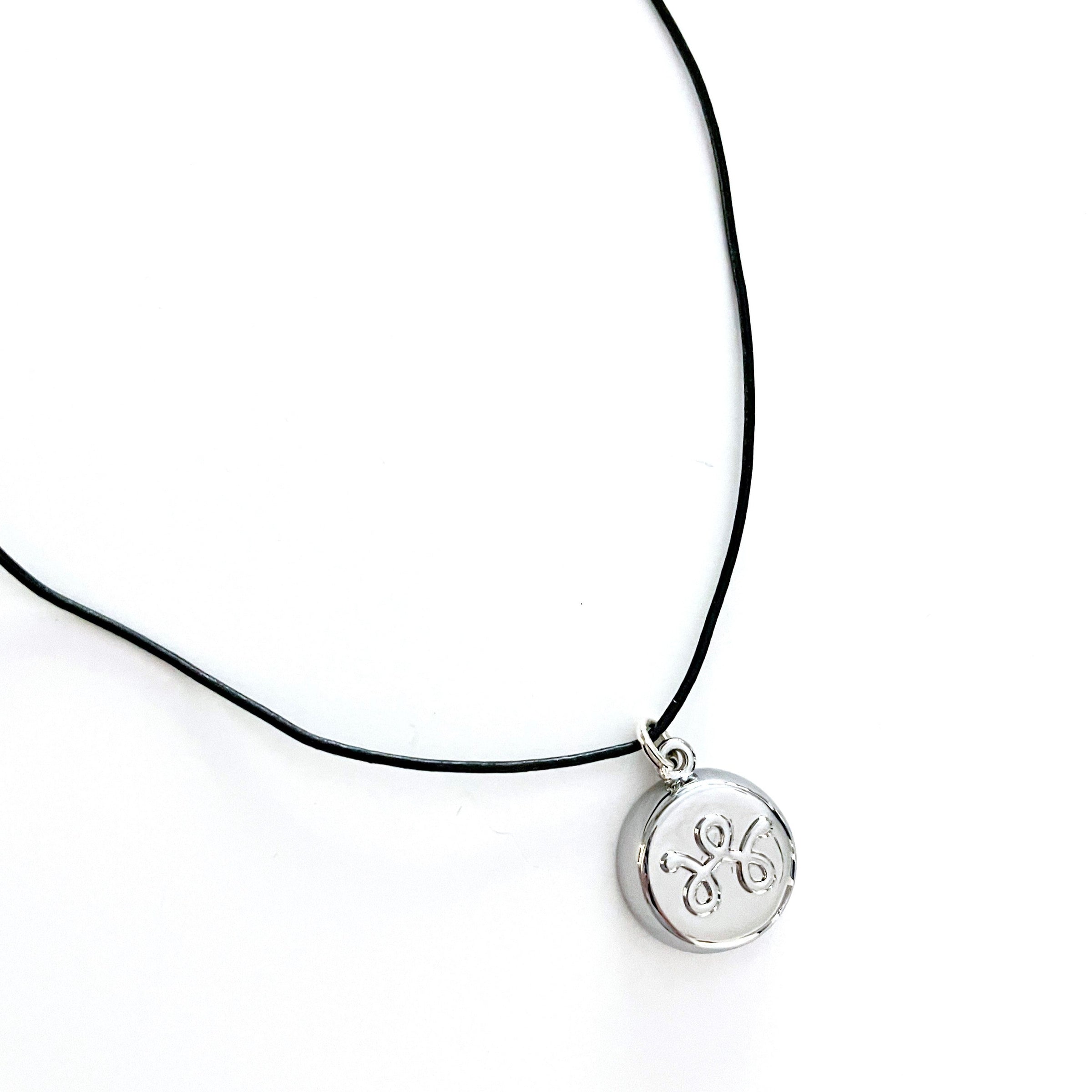 Leather Necklace – invisaWear®