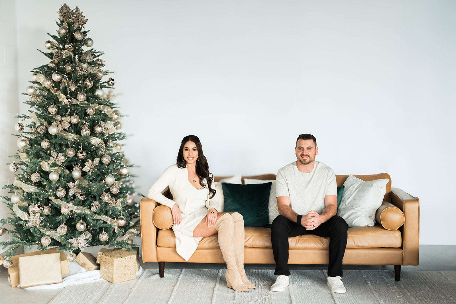 invisaWear Smart Jewelry, Stylish Panic Button, Wearable Safety Device ...